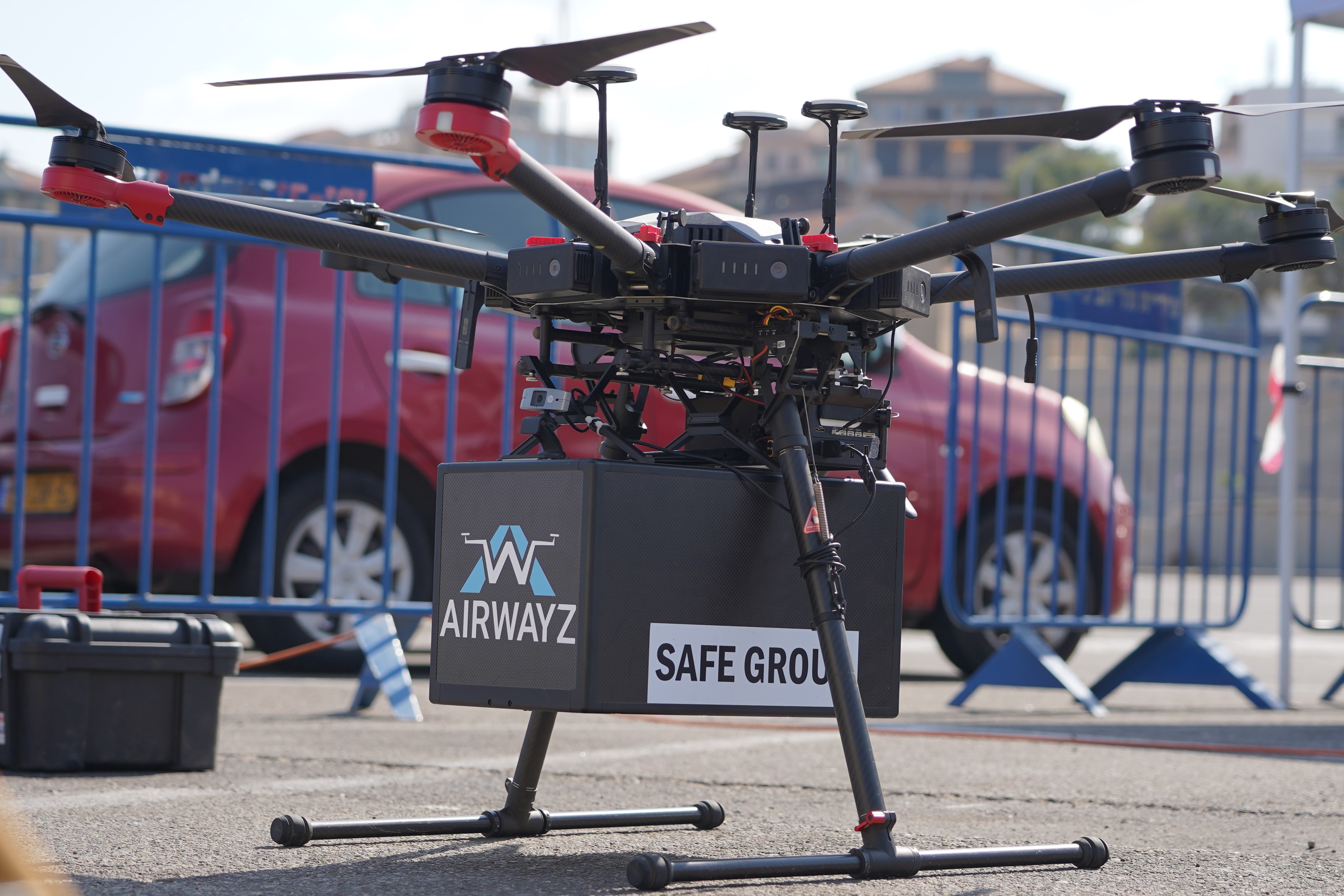 Airwayz Drone - Incus